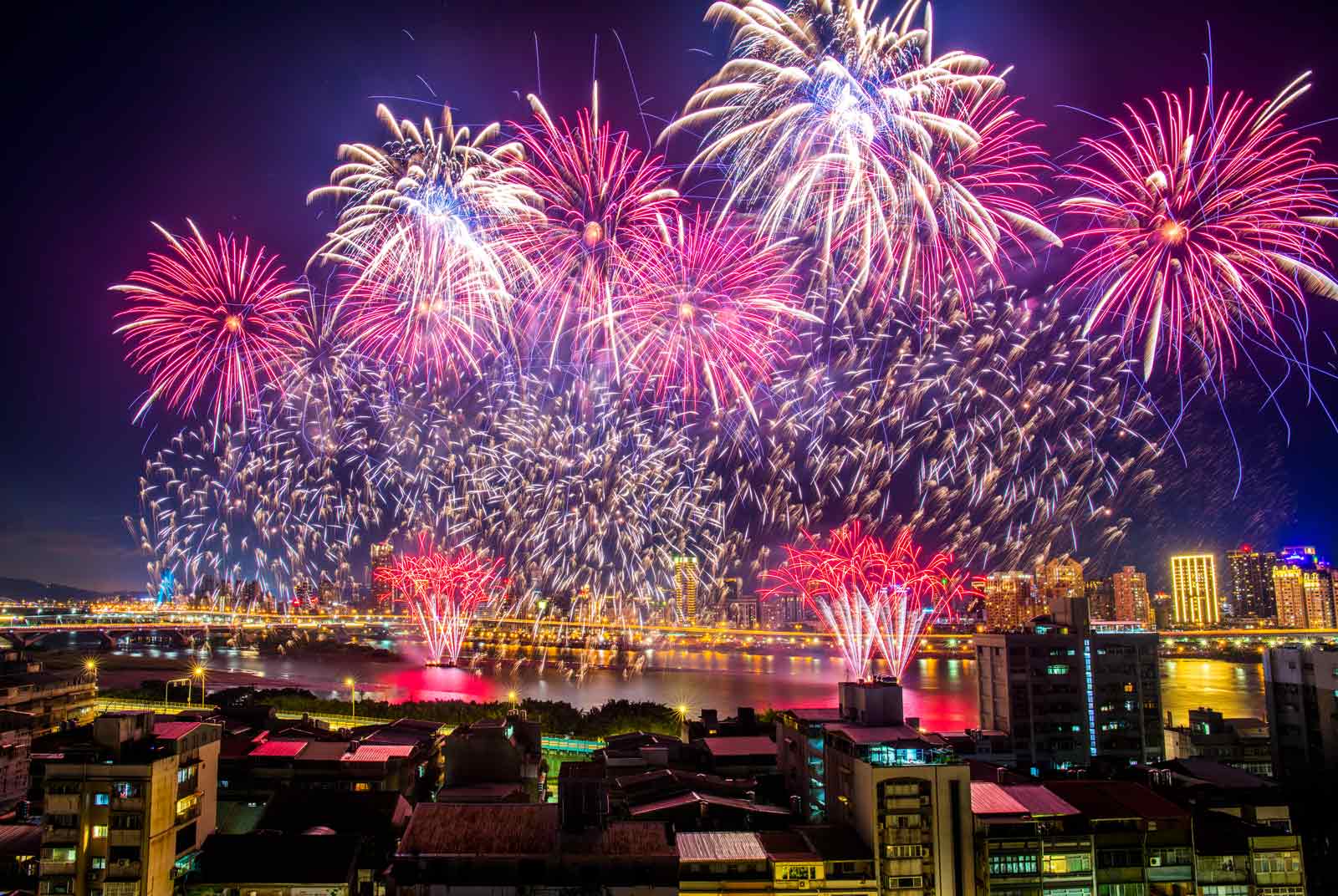 Strolling Through The Taipei Summer Festival In Dadaocheng Culture 2023