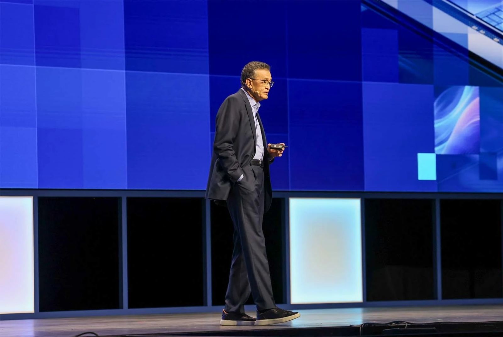 Intel New CEO’s Plans for Transformation｜Daily News Digest｜2025-04-02 ...